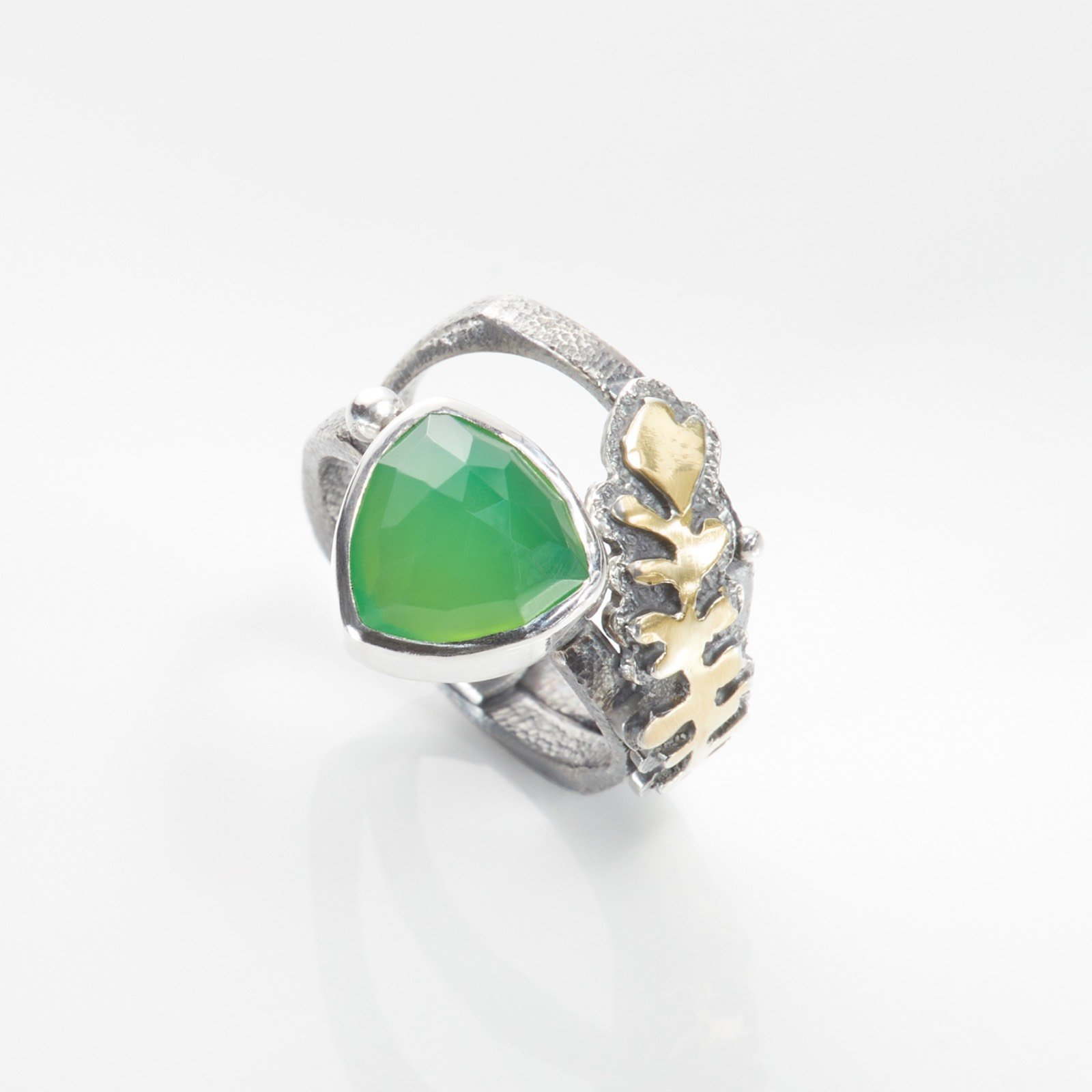 Tendril Ring by Lesley Aine McKeown (Gold, Silver & Stone Ring ...